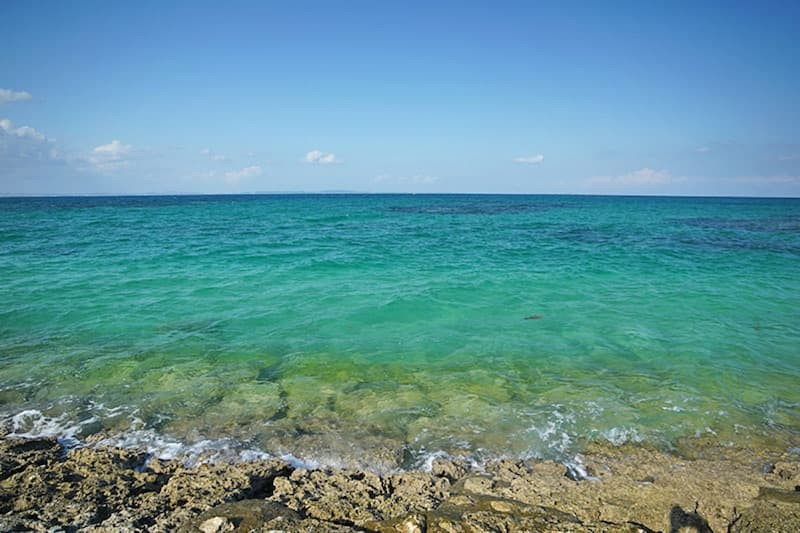 Pantai Matahari Matahari Azama