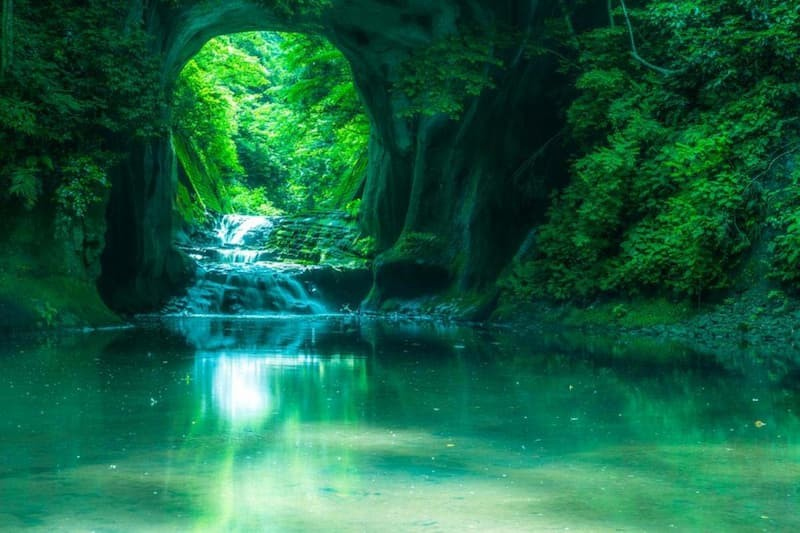 Shimizu Stream Square (Nomizo Falls, Kameiwa Cave)
