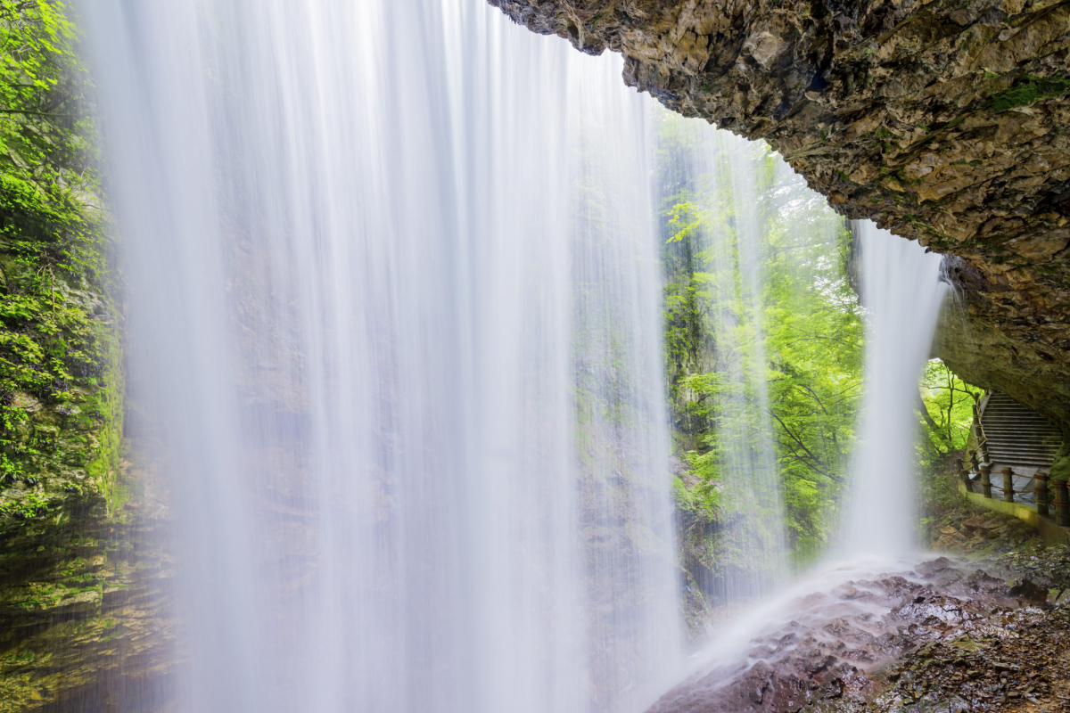 Weekends Hiking Trails! 10 Easy-to-Access Waterfall Spots for Beginners ...