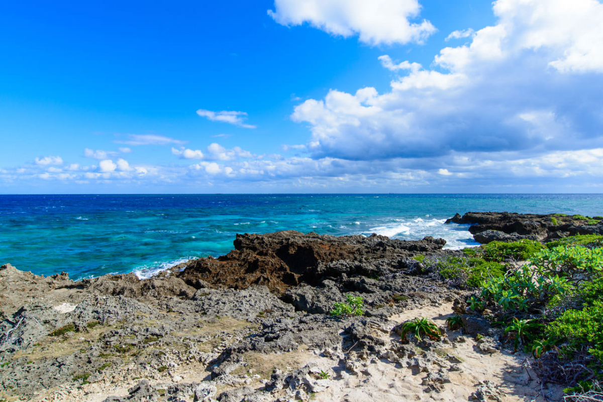「歴史の街」沖縄・南城市で琉球ゆかりの地を散策しよう！｜ZEKKEI Japan
