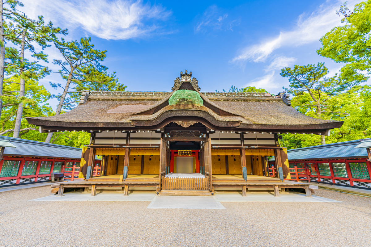 More Than a Million People Visit Hatsumode (New Year's visit to a ...