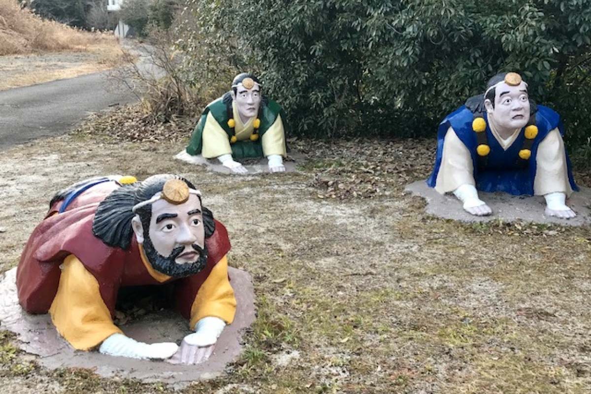 Asano Shoun's freaky but cute concrete statues｜ZEKKEI Japan