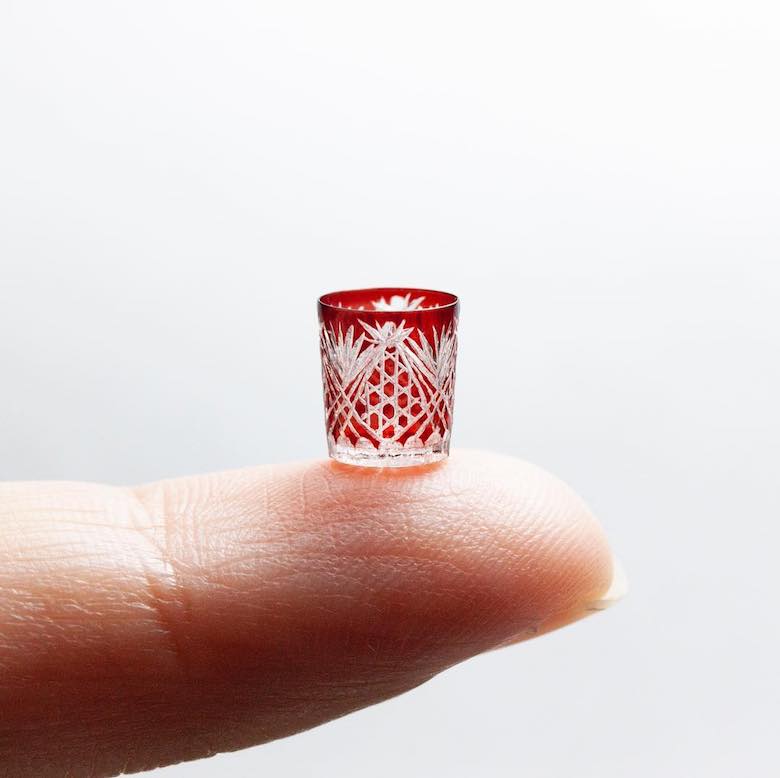 The facetted glass world of Megumi Hachinohe: Small yet intrinsically ...