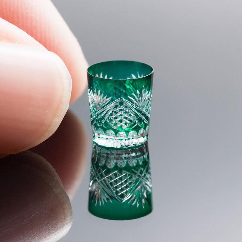 The facetted glass world of Megumi Hachinohe: Small yet intrinsically ...