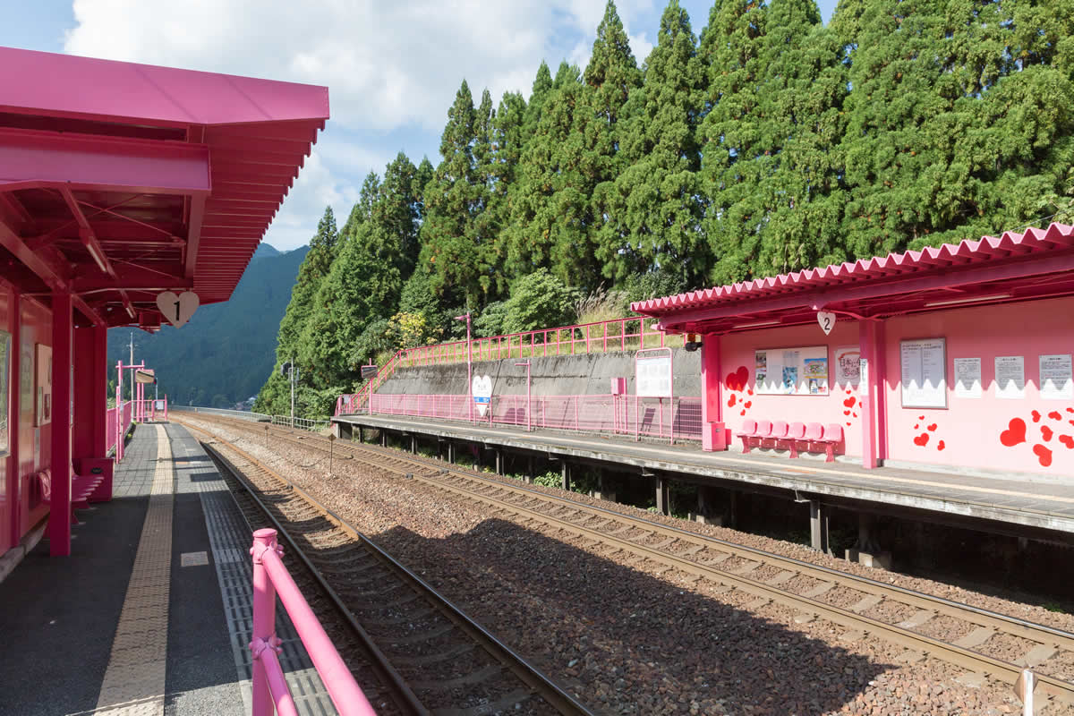 The one of the most decorated railway stations in Japan has been with ...