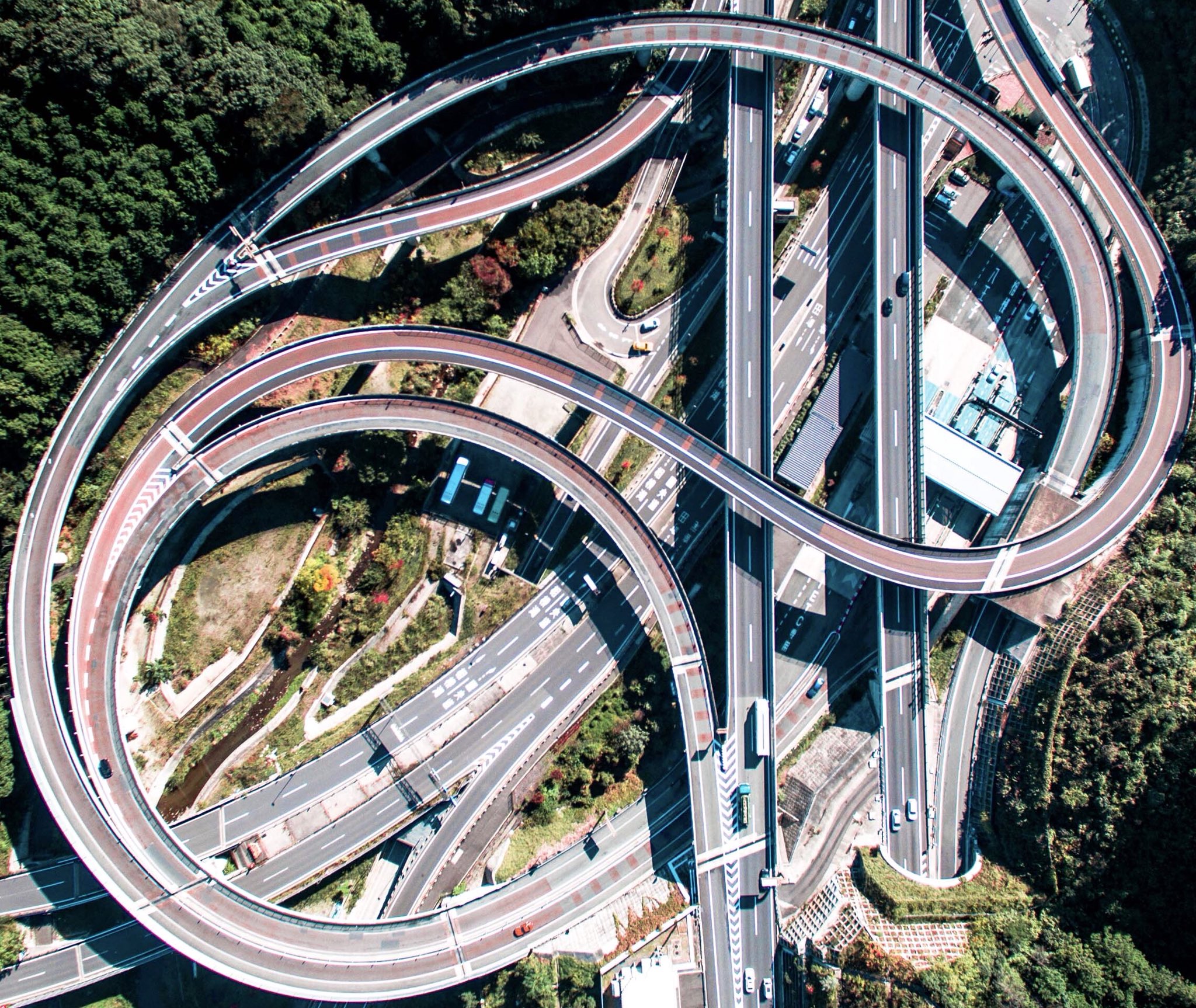 Looking down the Japanese superb view from the above, I saw it almost ...