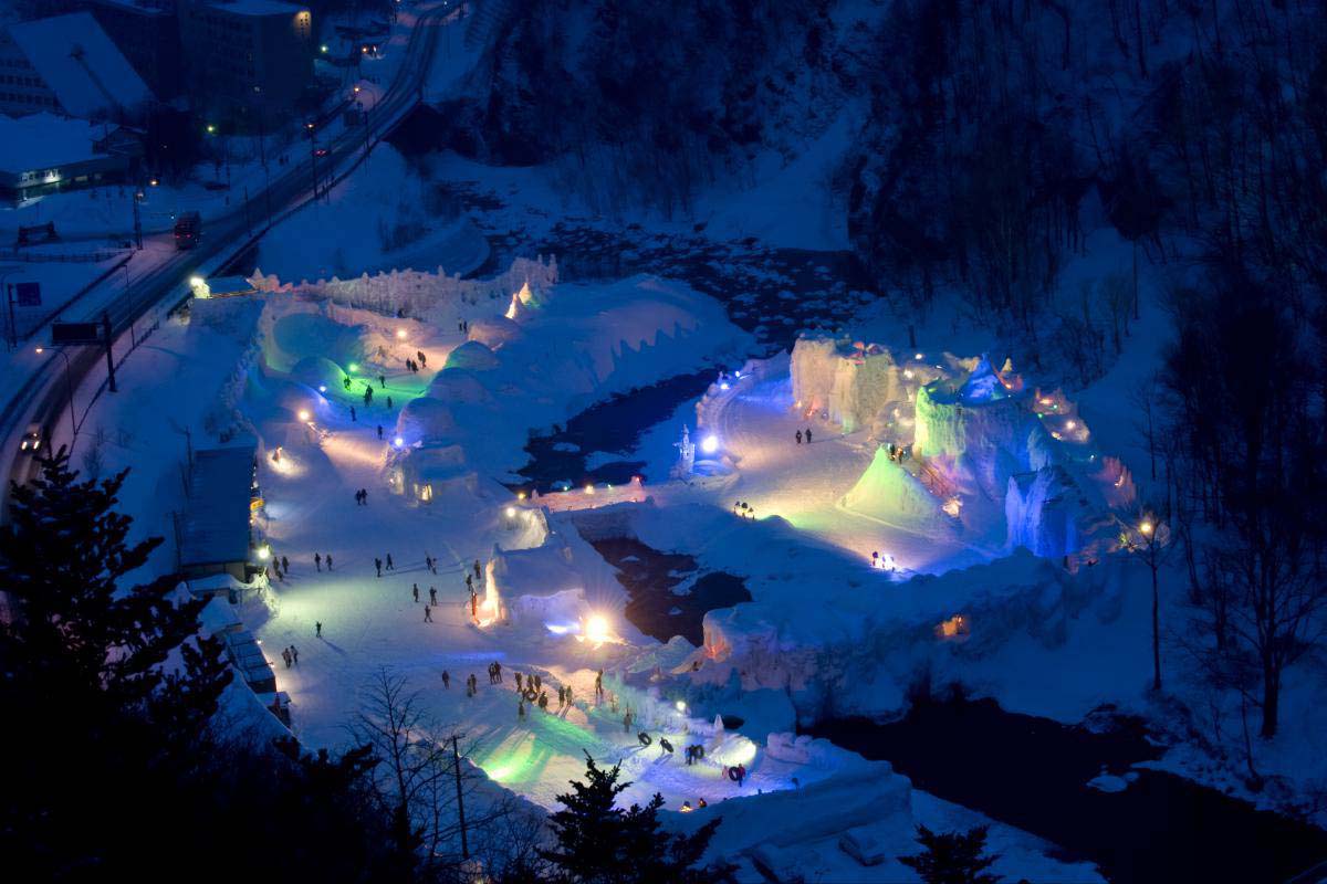 Sounkyo-Onsen Ice Waterfall Festival | ZEKKEI Japan